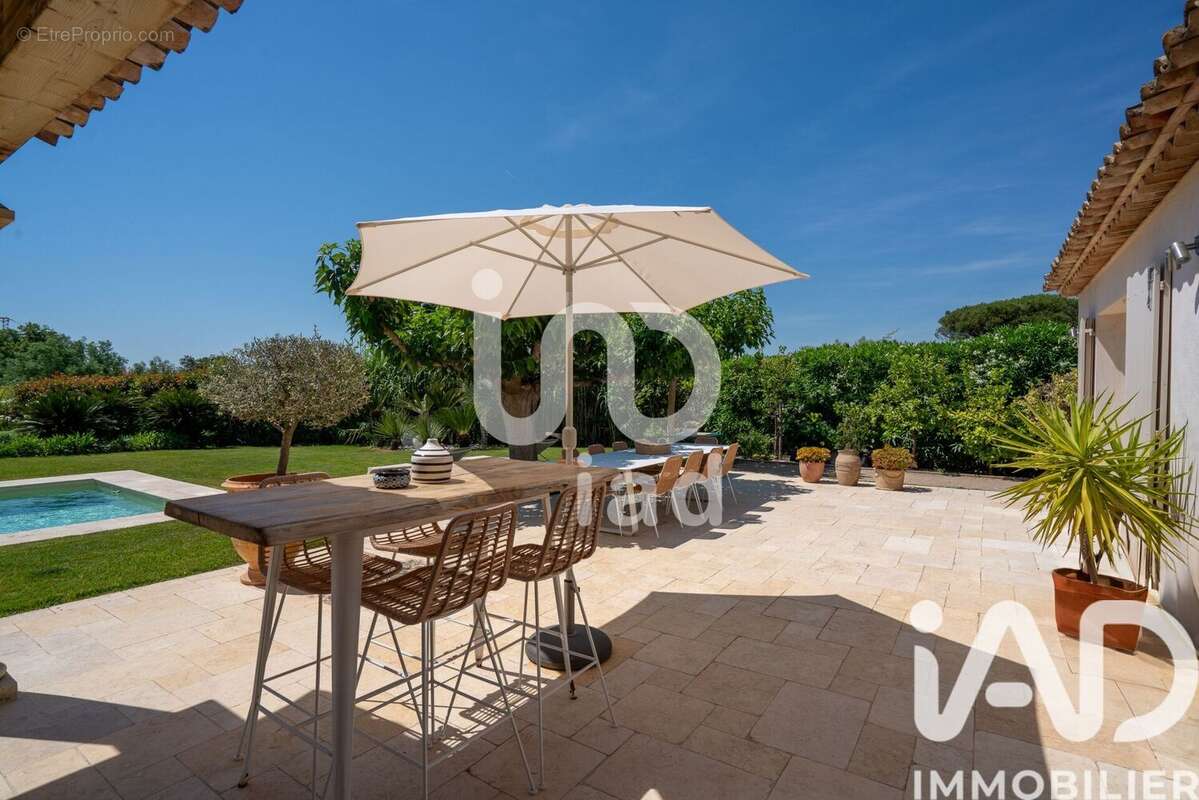 Vente Maison 255 m² Grimaud