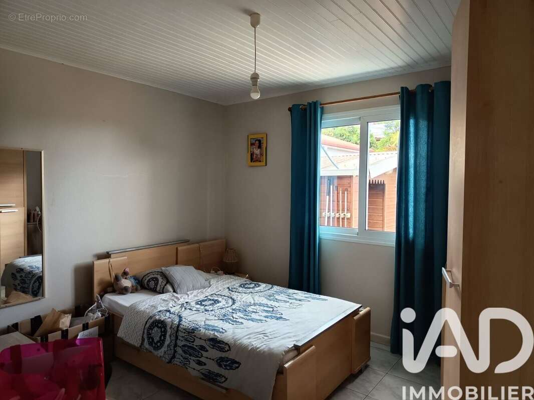 Vente Maison 239 m² Le Tampon
