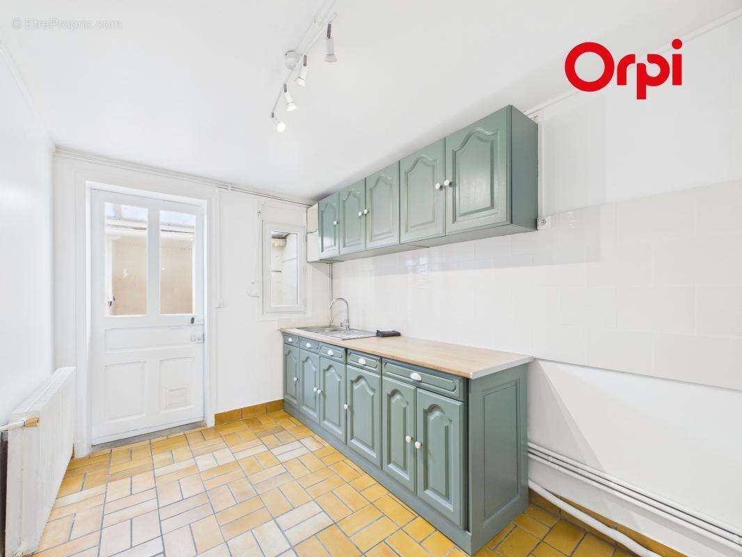 Vente Maison 39 m² Bernay