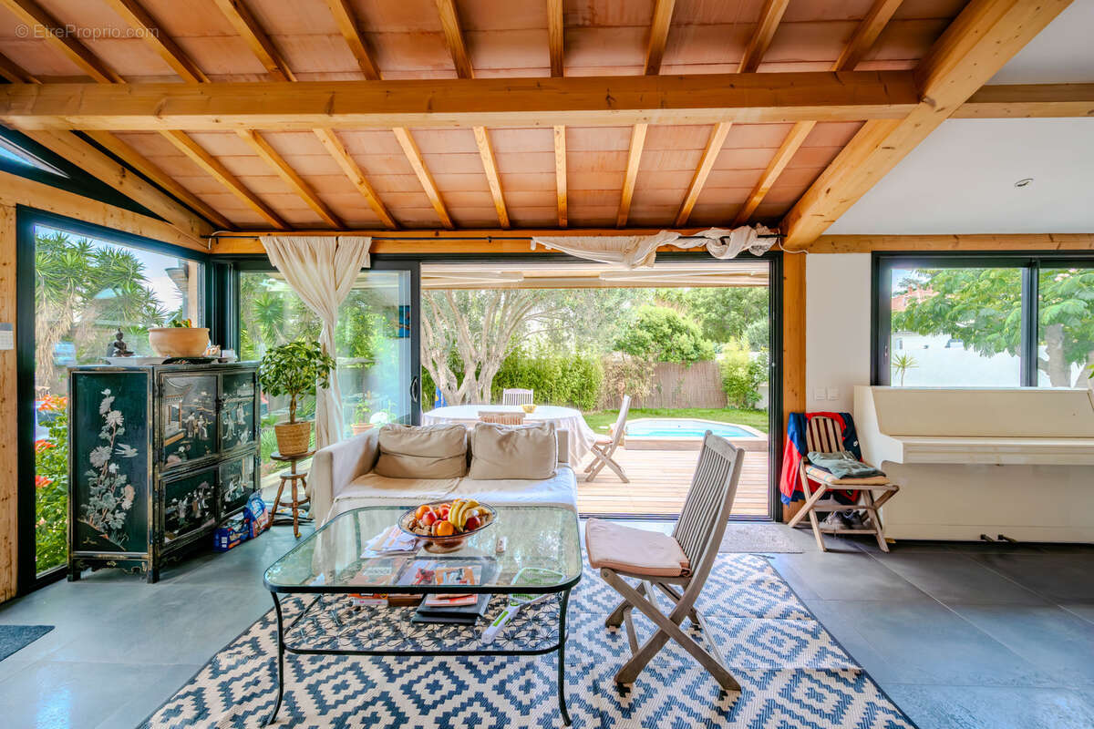 Vente Maison 95 m² Toulon