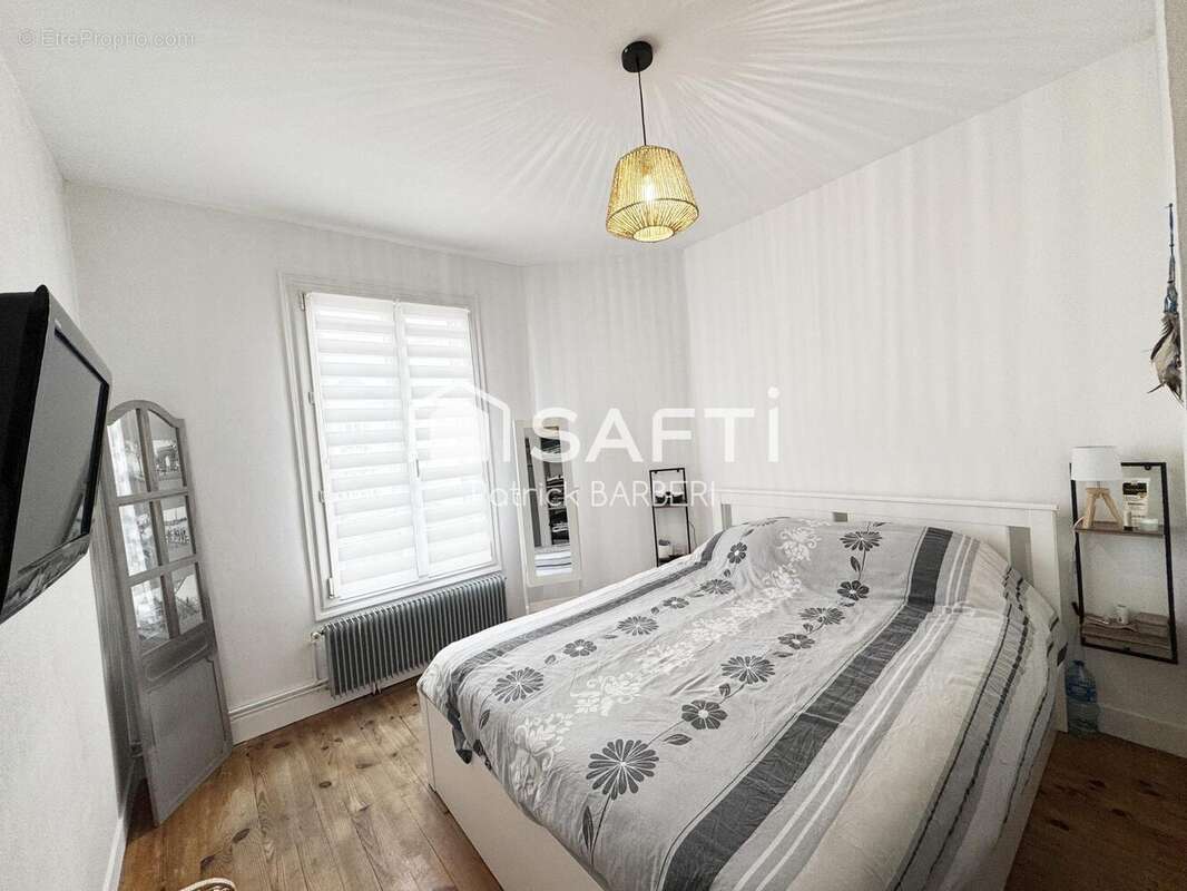 Vente Maison 80 m² Le Plessis-Bouchard - EtreProprio