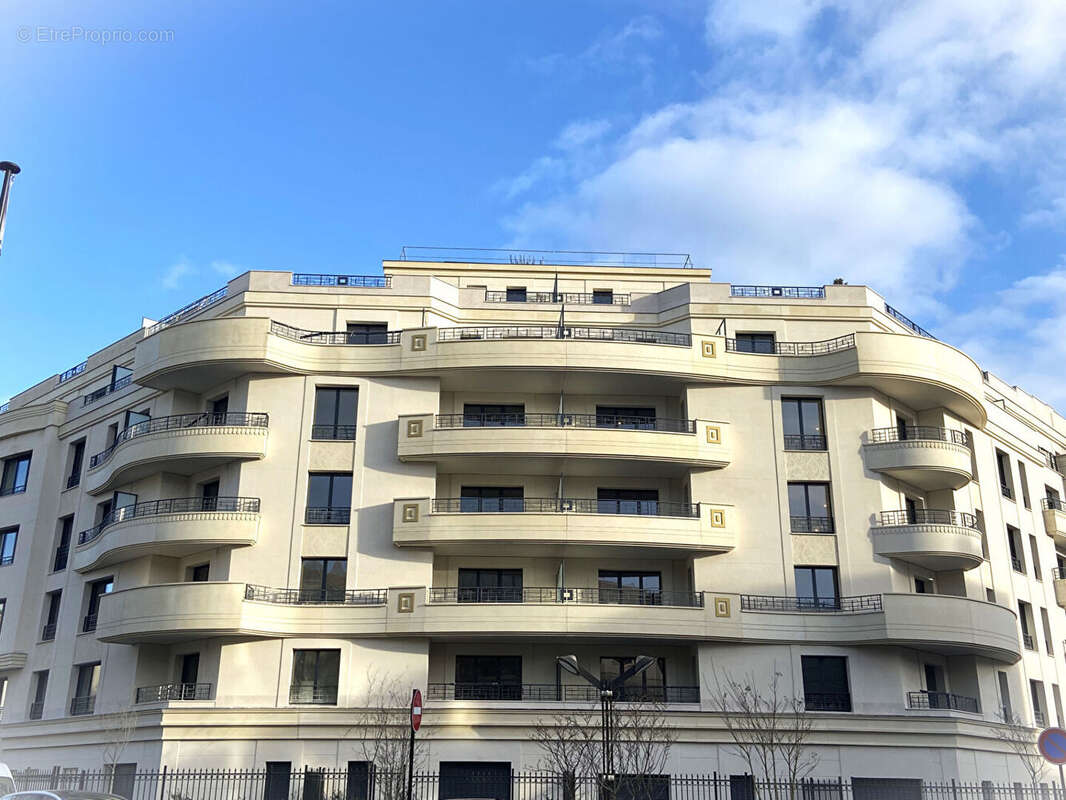 Vente Appartement 63 m² Levallois-Perret