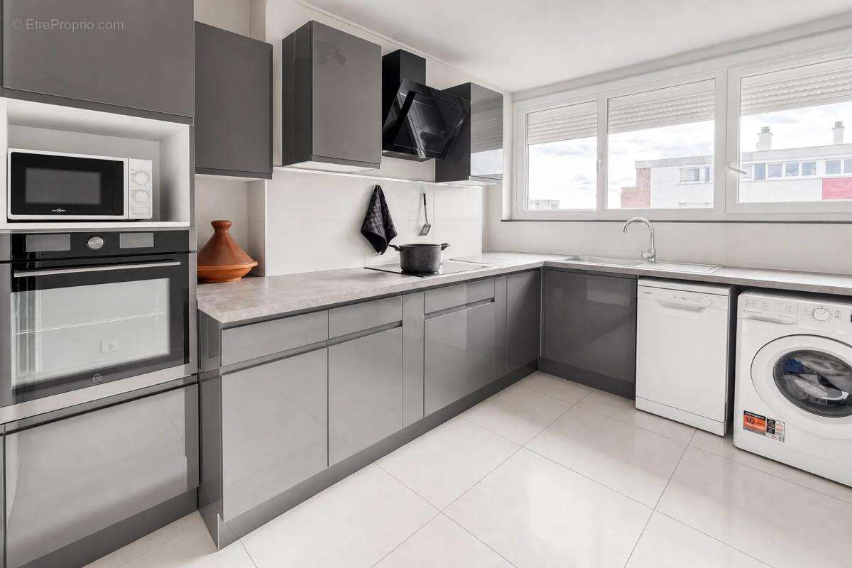 Vente Appartement 75 m² Fleury-Les-Aubrais