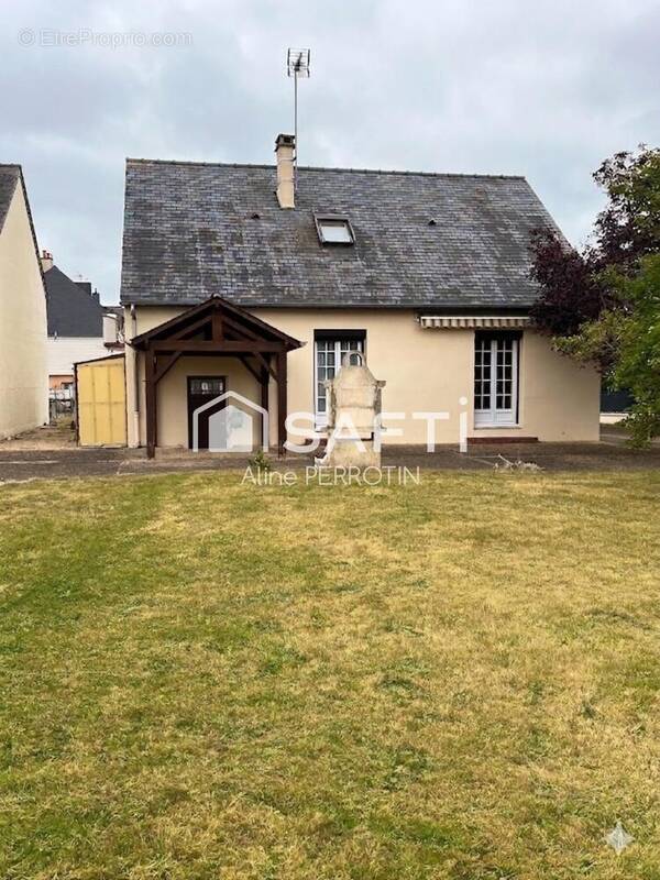 Vente Maison 98 m² Sable-Sur-Sarthe