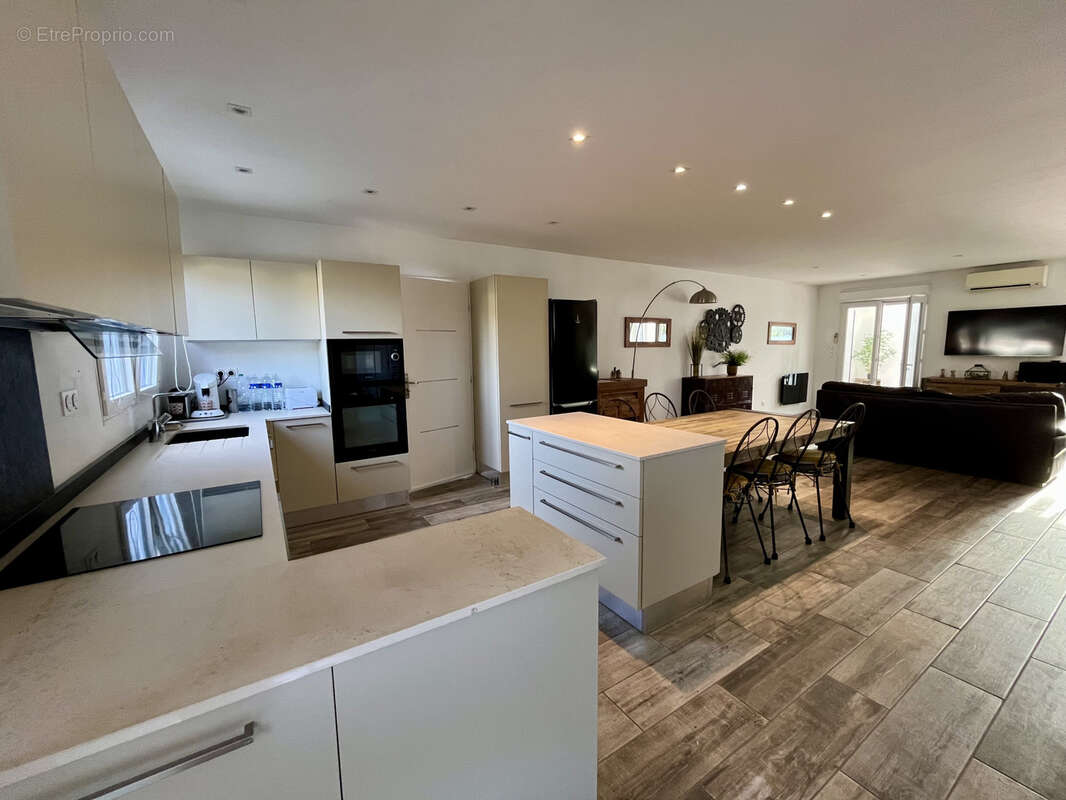 Vente Maison 81 m² Carbon-Blanc
