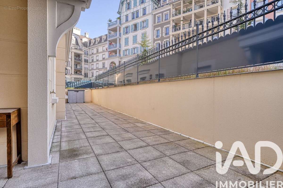 Vente Appartement 82 m² Le Plessis-Robinson - EtreProprio