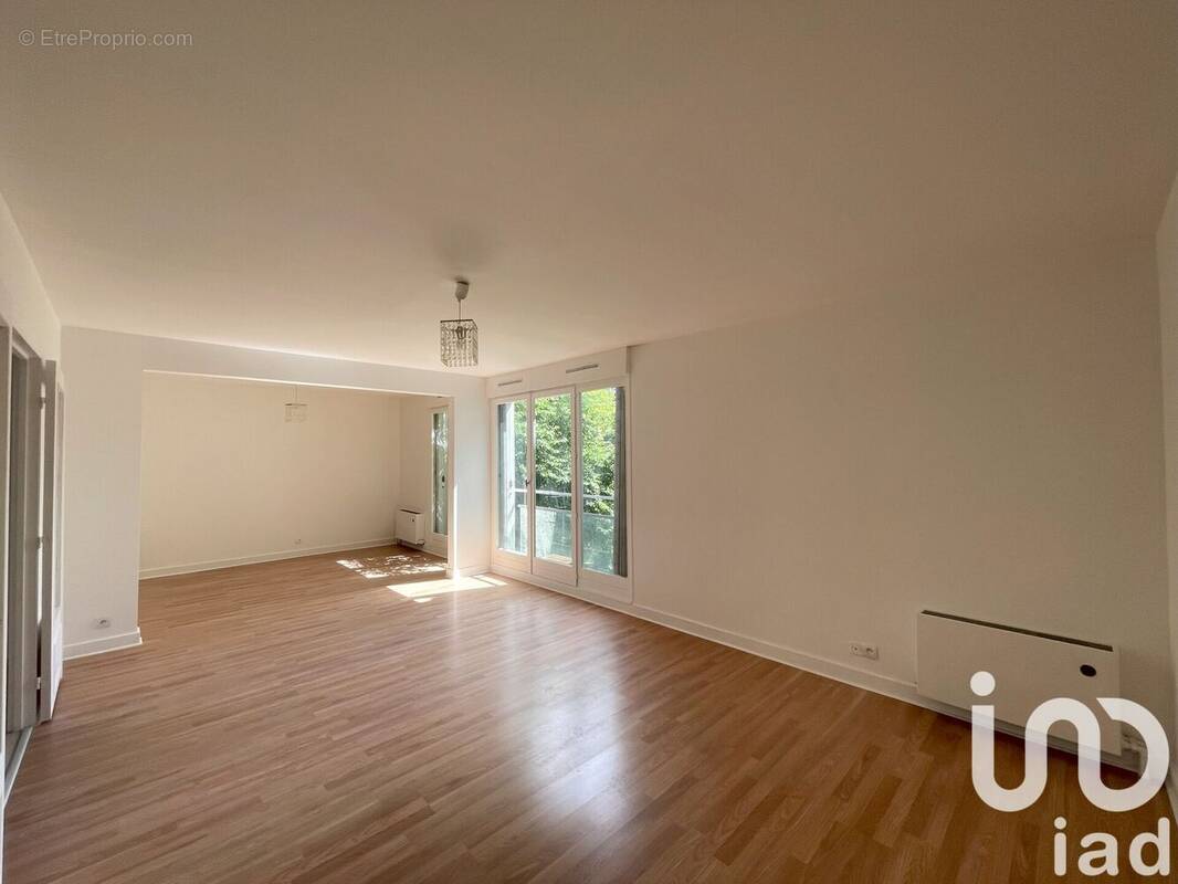 Vente Appartement 96 m² Bondy