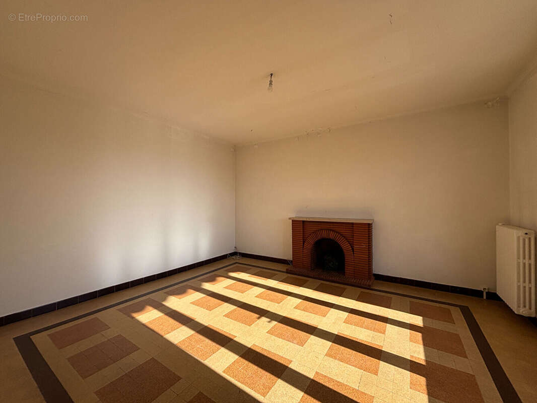 Vente Maison 87 m² Mallemort - EtreProprio