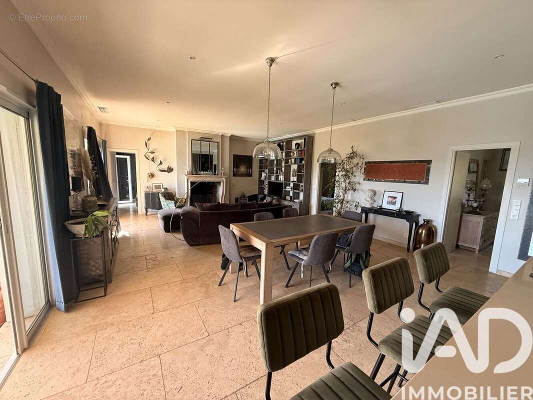 Vente Maison 135 m² Sainte-Maxime