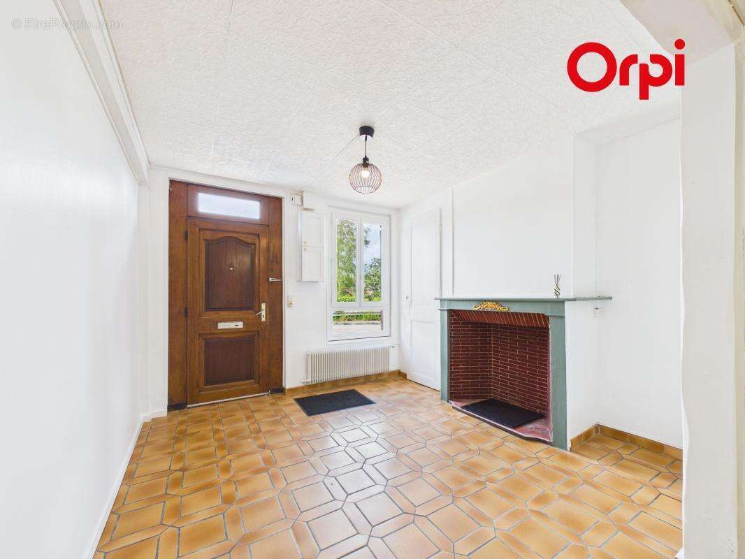 Vente Maison 39 m² Bernay