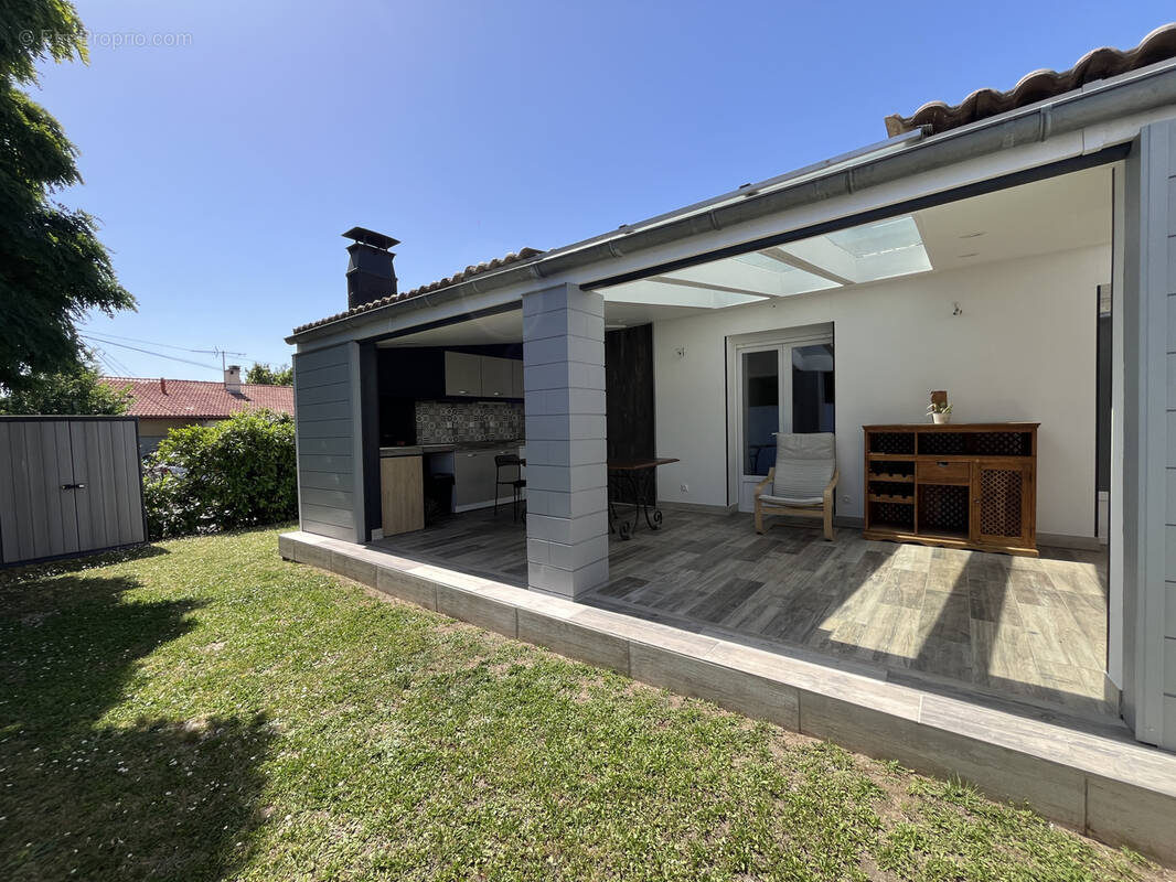 Vente Maison 81 m² Carbon-Blanc