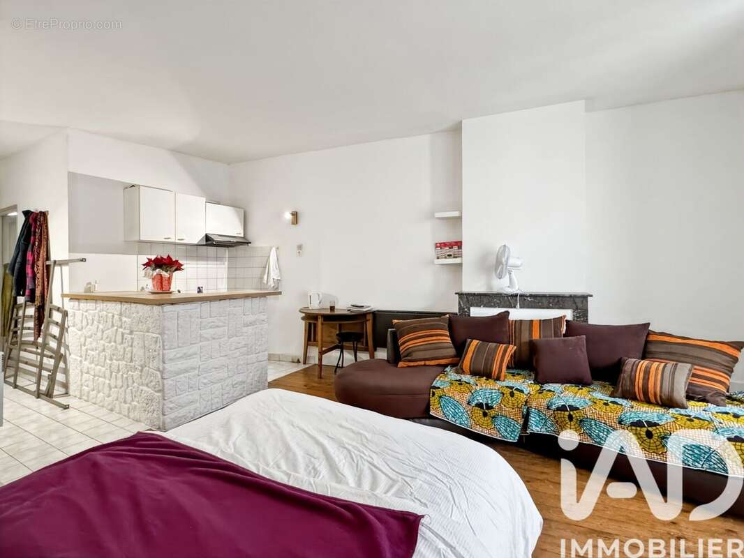 Vente Appartement 30 m² Linas