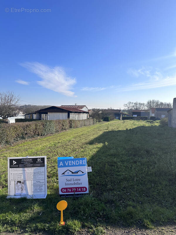 Vente Terrain 609 m² Pont-Saint-Martin