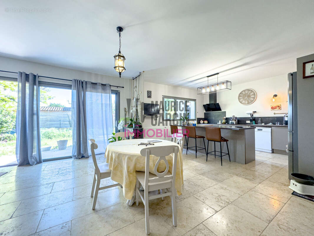 Vente Maison 171 m² Cheval-Blanc