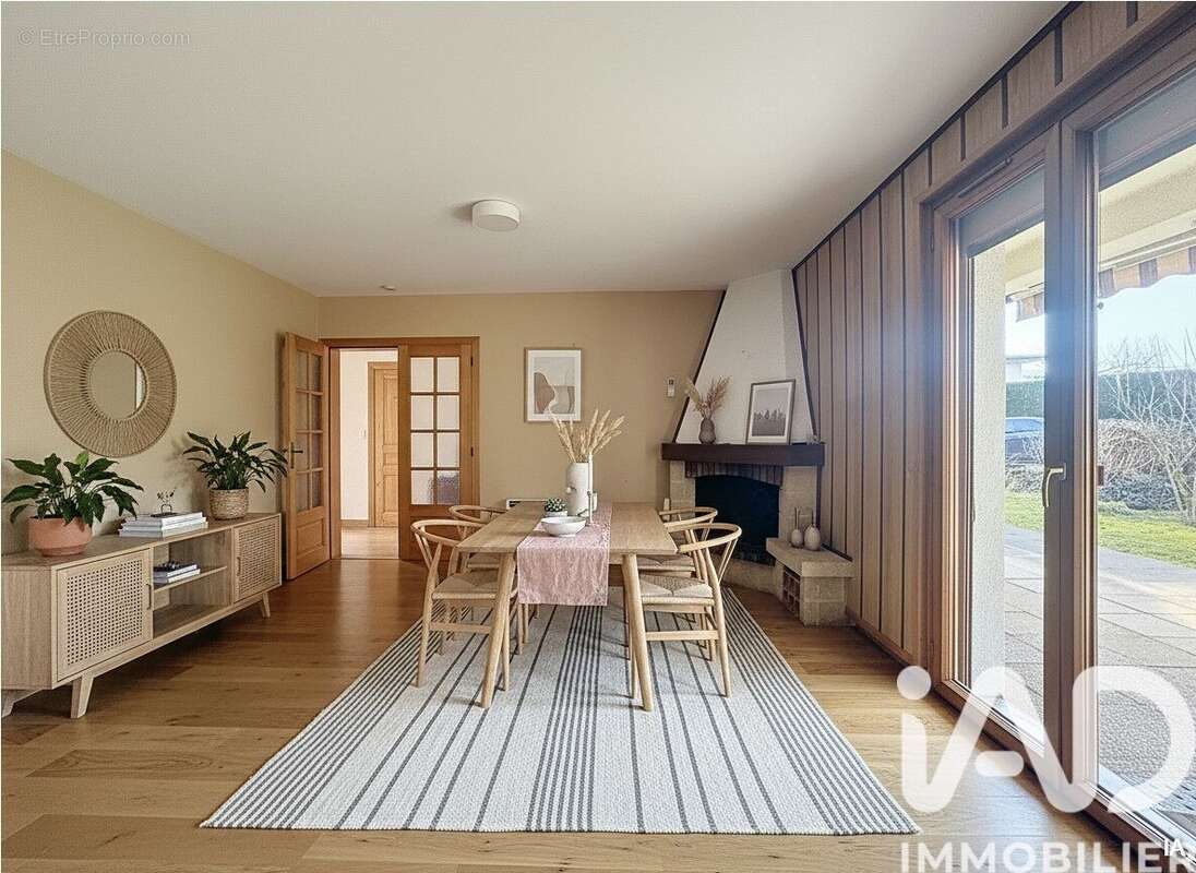 Vente Appartement 130 m² Pers-Jussy
